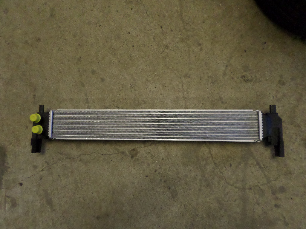 Chladič Intercooler 6R0 145 805 H nové originál | Chladiče a chladičové ...