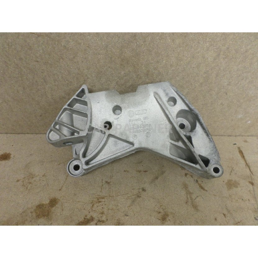 Držák motoru VW Golf VII, 06J199207P | Uložení motoru | CAR-PARTNER